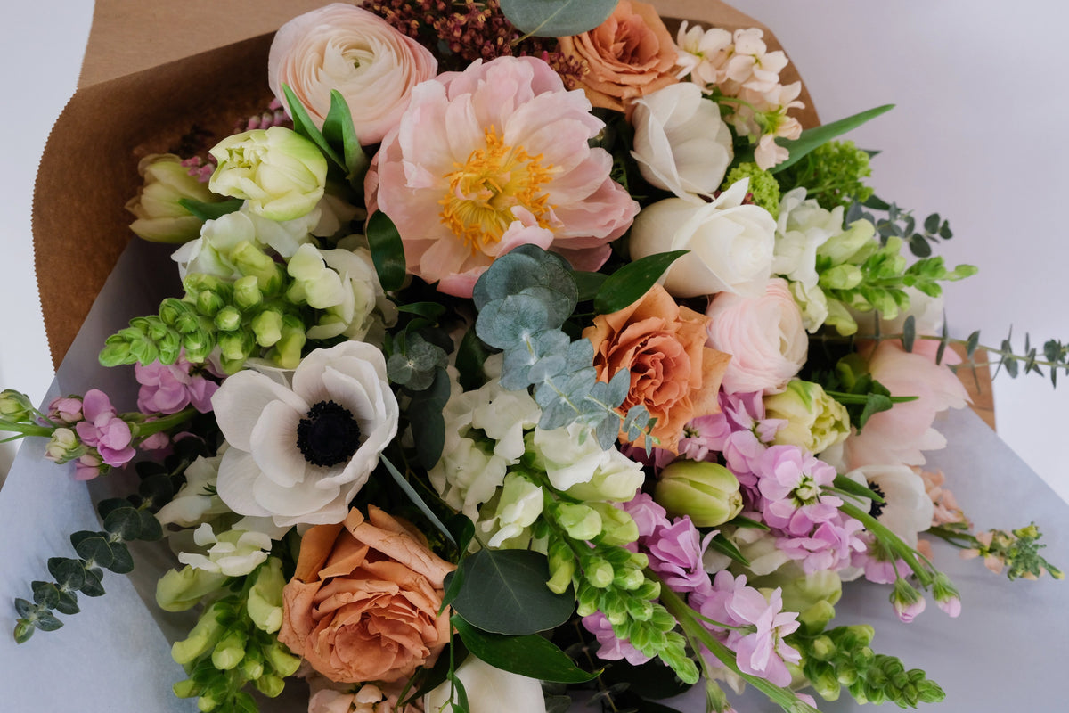 Stunning Fresh Flower Bouquets, Vase Arrangements & Gift Boxes – Page 2 ...